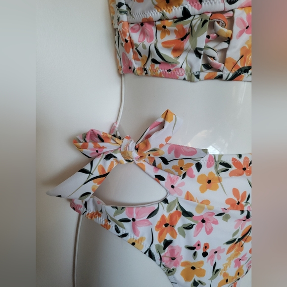 Jessica Simpson | Swim | Jessica Simpson Bathing Suit 3 Pieces Set Size ...